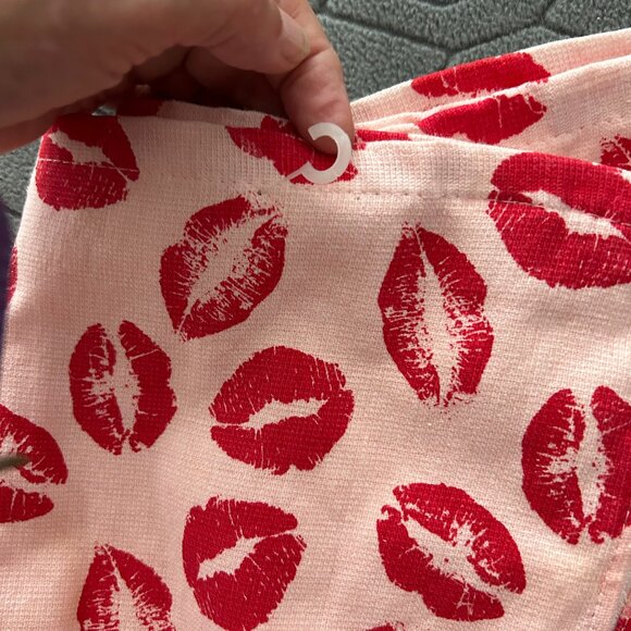 Homegoods | Holiday | Love Heart Kissy Lips Valentines Day Dish Towels ...